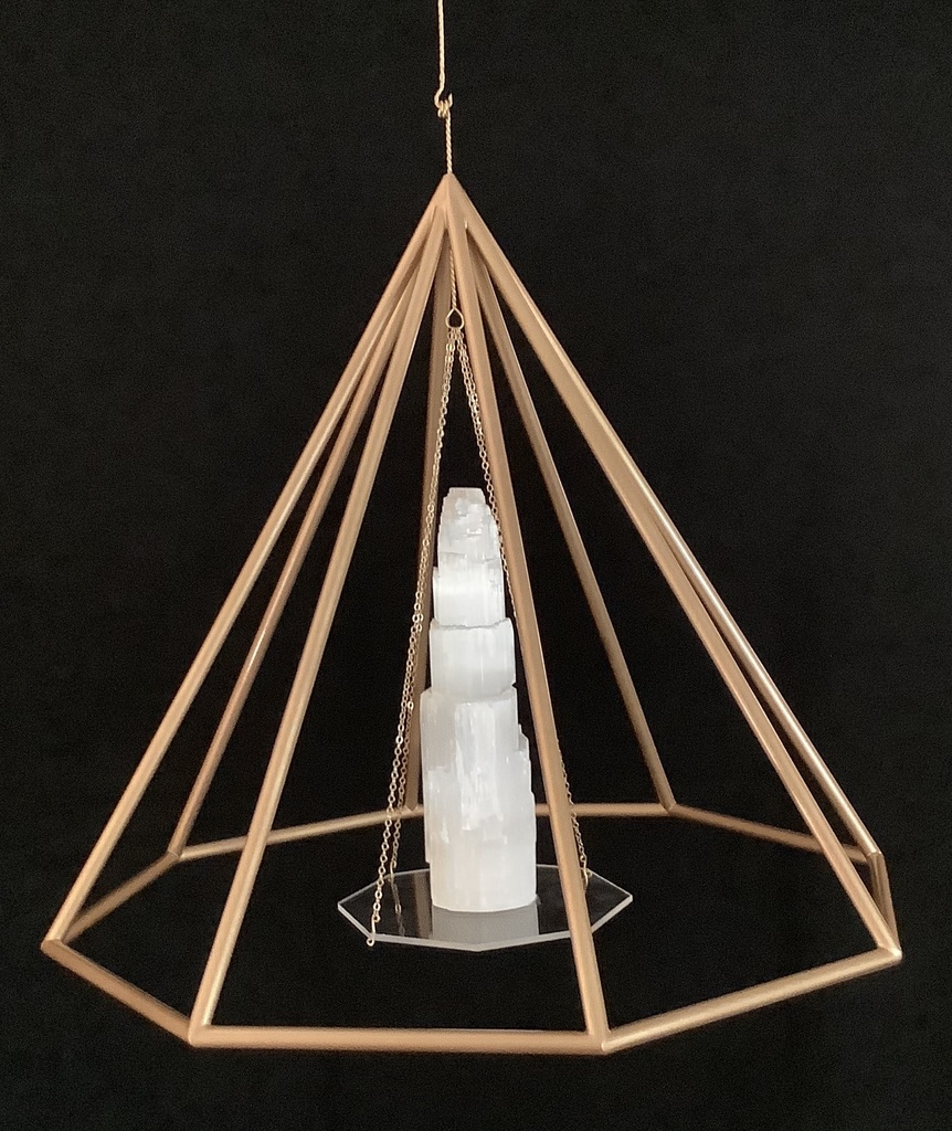 La pyramide octogonale dorée avec sélénite | Géométria
